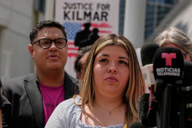 Kilmar Ábrego regresa a Maryland y se reencuentra con su familia ...