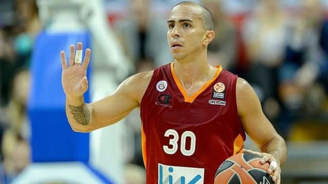 Carlos Arroyo: "China suena bien" para jugar pronto | Univision Puerto ...