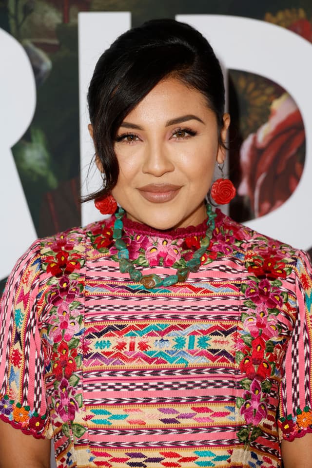 ¿Quién interpreta Jenni Rivera en la película biográfica de ViX+? Annie ...