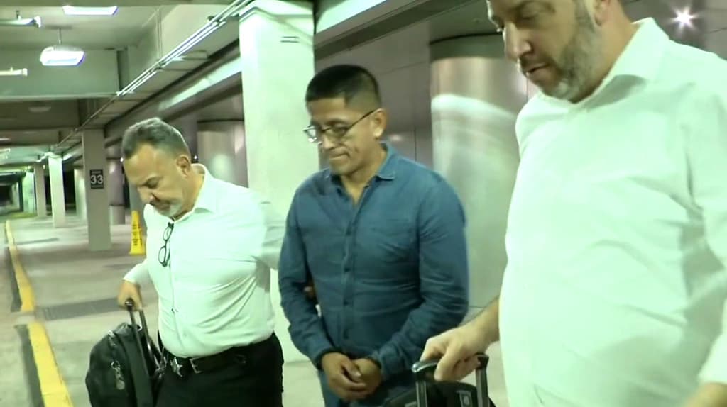 Hombre es arrestado en Perú y extraditado a Miami-Dade por asesinato ...