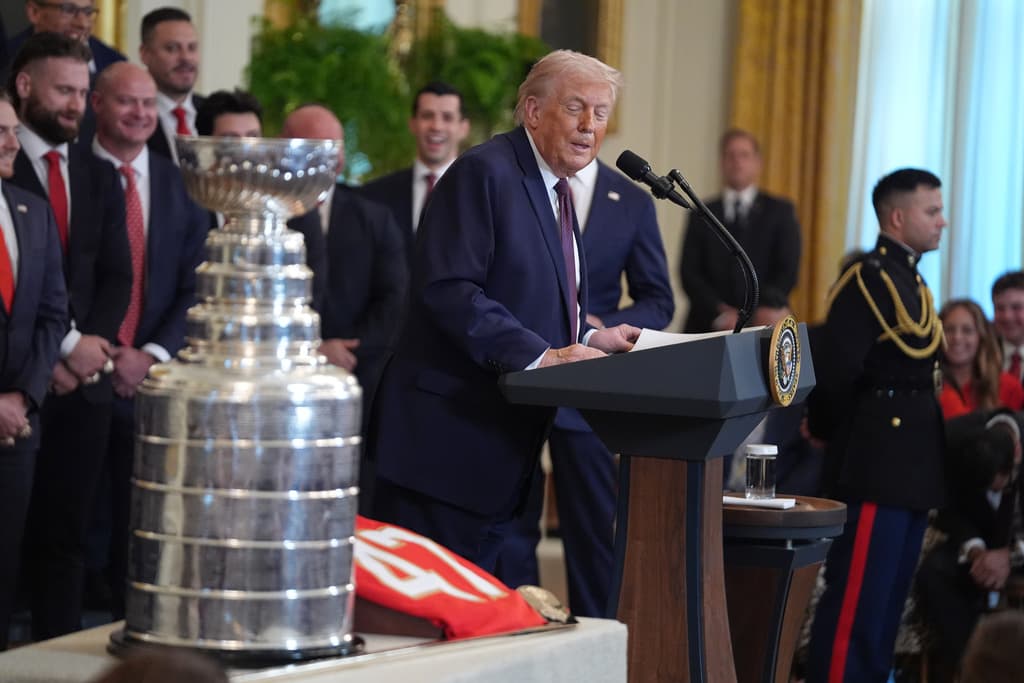 Después de reunirse con María Corina Machado, Trump recibe a los ...