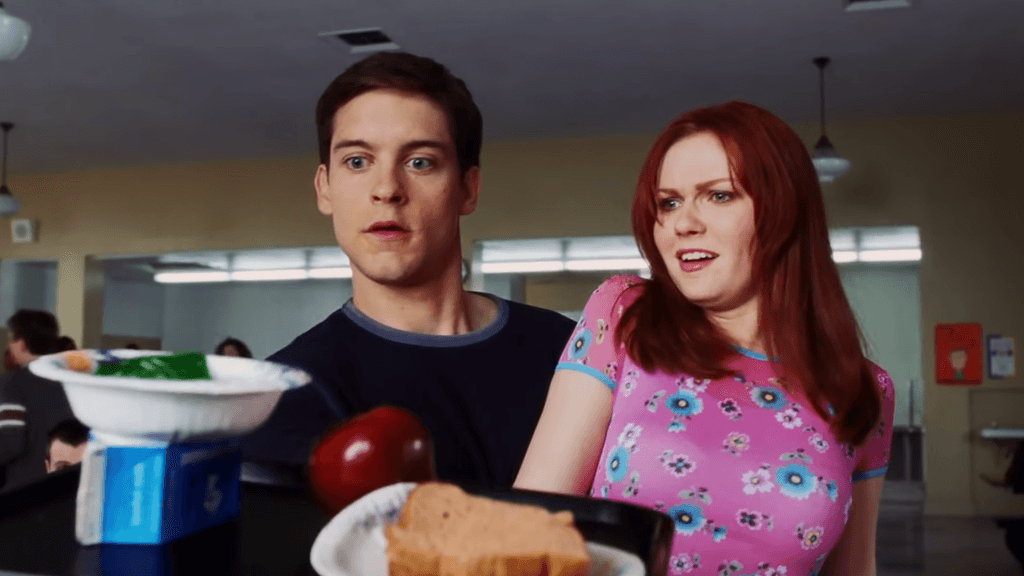 En la película ‘Spider-Man’, Tobey Maguire actuó la escena de la cafetería con Kirsten Dunst (no ...