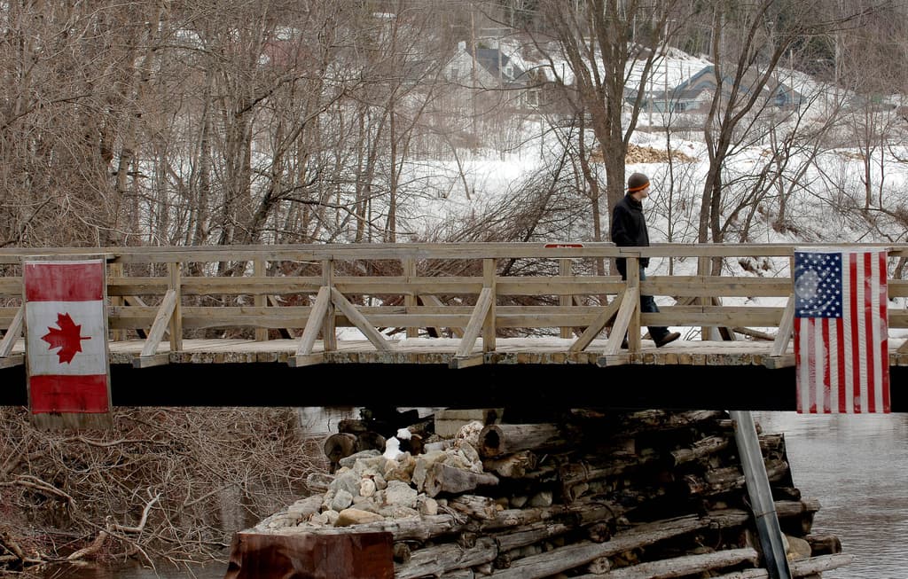 En fotos: Así es la frontera entre EEUU y Canadá | N+ Univision ...
