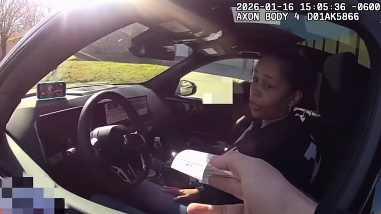 De una multa a un arresto: el caso en Hurst que se volvió viral y ahora ...