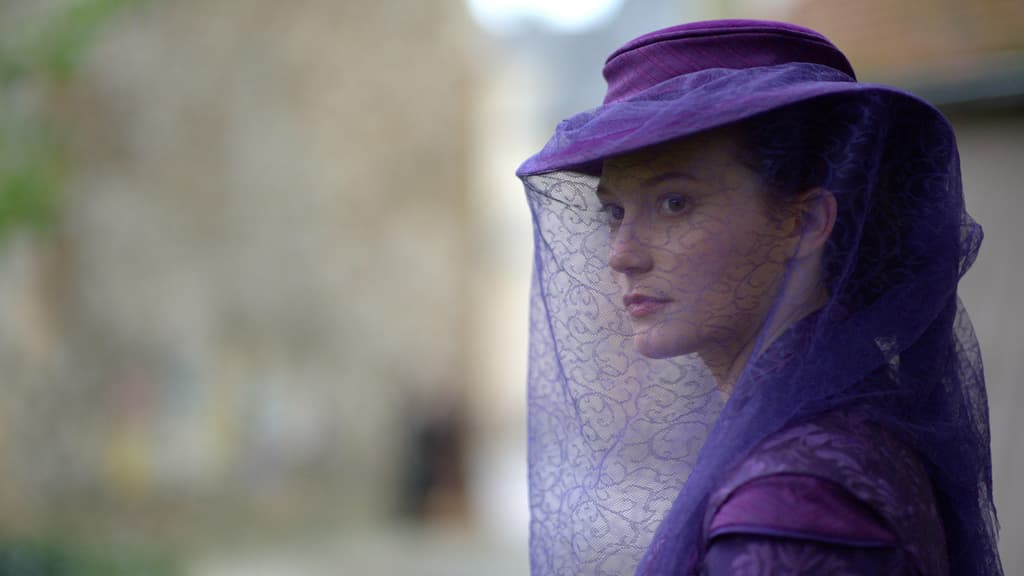 Qué pasó con la actriz Mia Wasikowska, protagonista de ‘Alice in ...