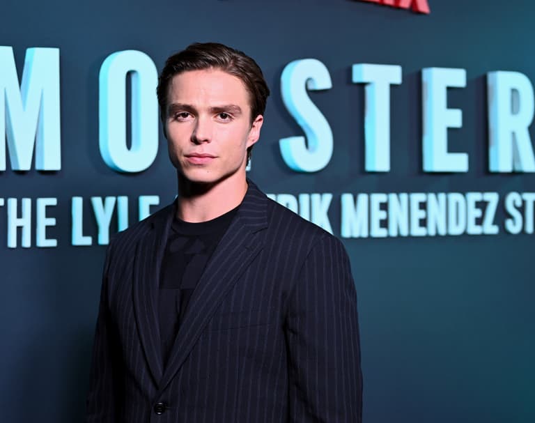 Cooper Koch y Nicholas Alexander Chávez, los actores que protagonizan ...