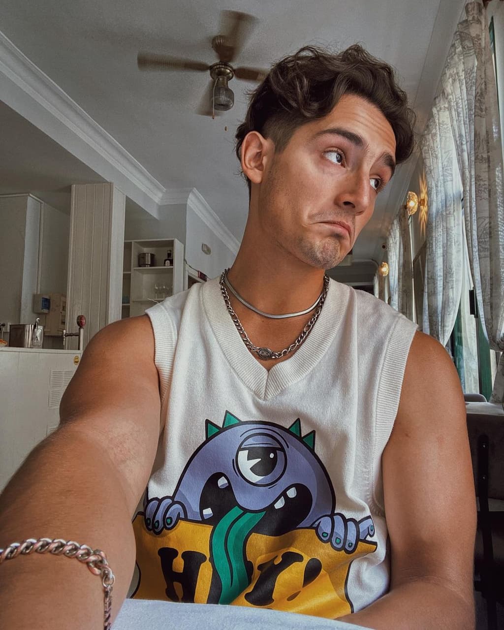 Emilio Osorio, el hijo de Niurka, responde si le avergüenza que la ...