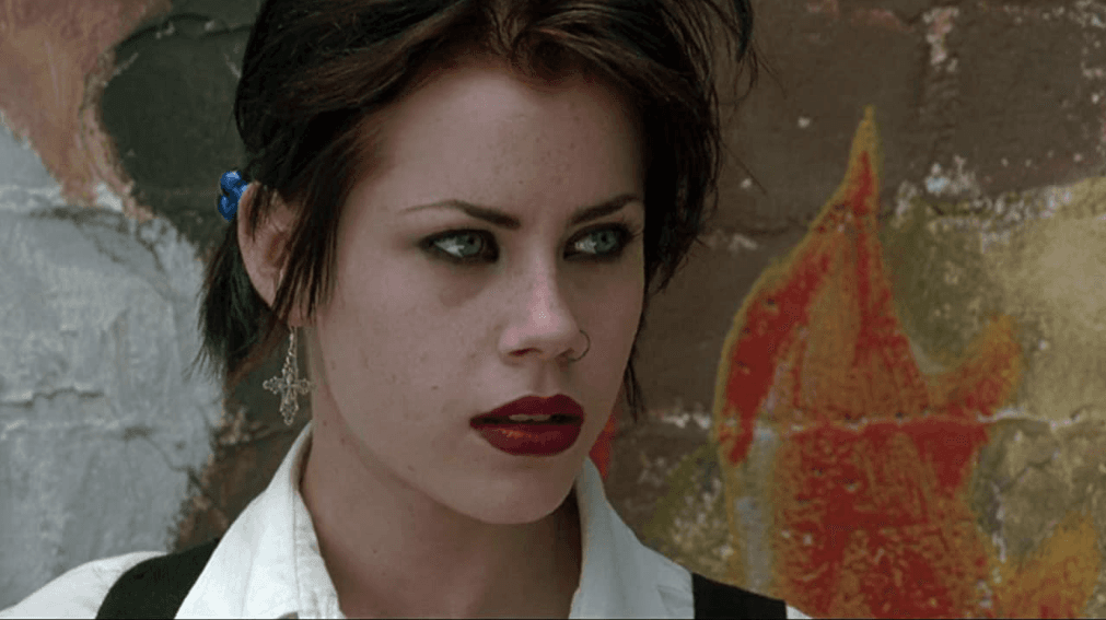 ¿Qué le pasó a la actriz que interpretó a Nancy en 'Jóvenes brujas ...