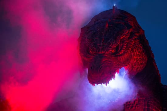 ¿Cuánto mide Godzilla en realidad? Te decimos qué tan grande es en cada ...