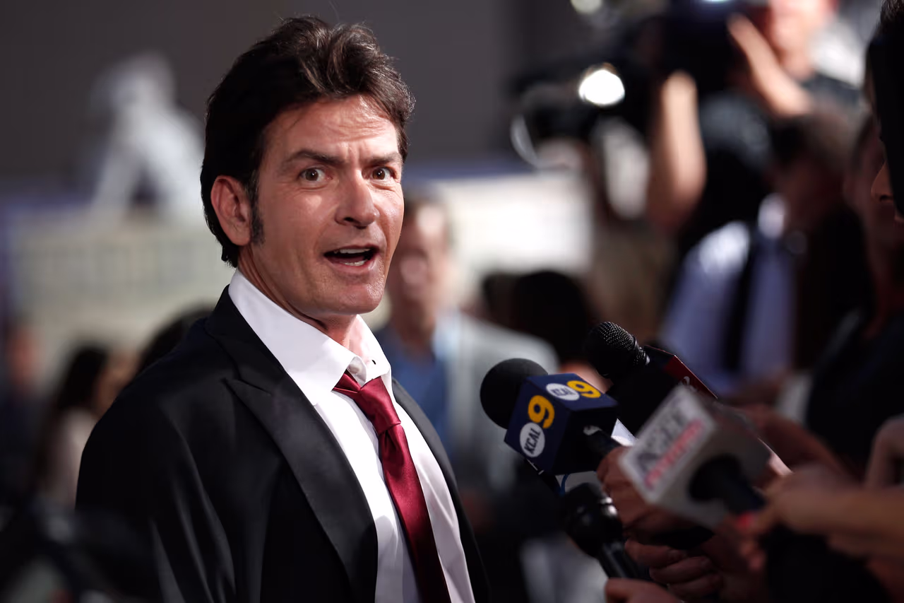 El médico personal de Charlie Sheen: 'Charlie no tiene sida, es VIH ...