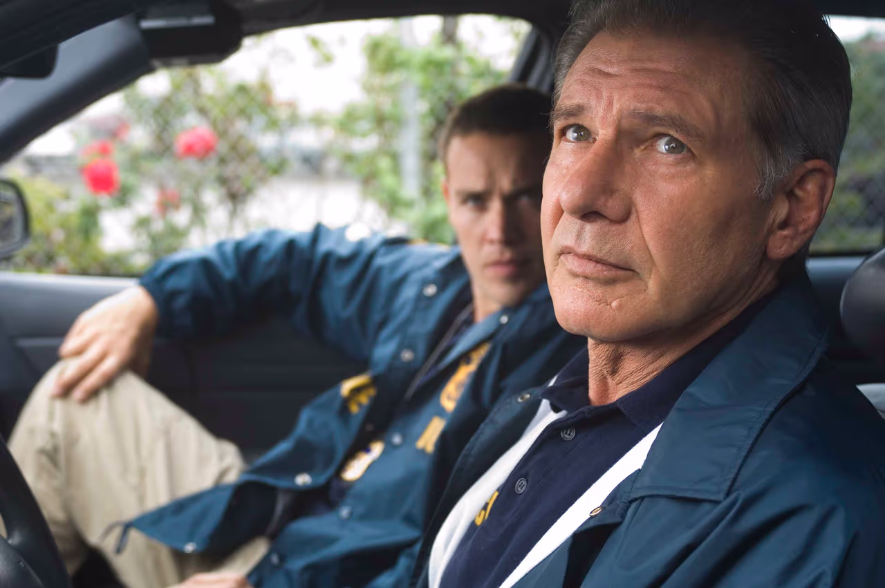 Harrison Ford, Ray Liotta y Sean Penn en Crossing Over ...