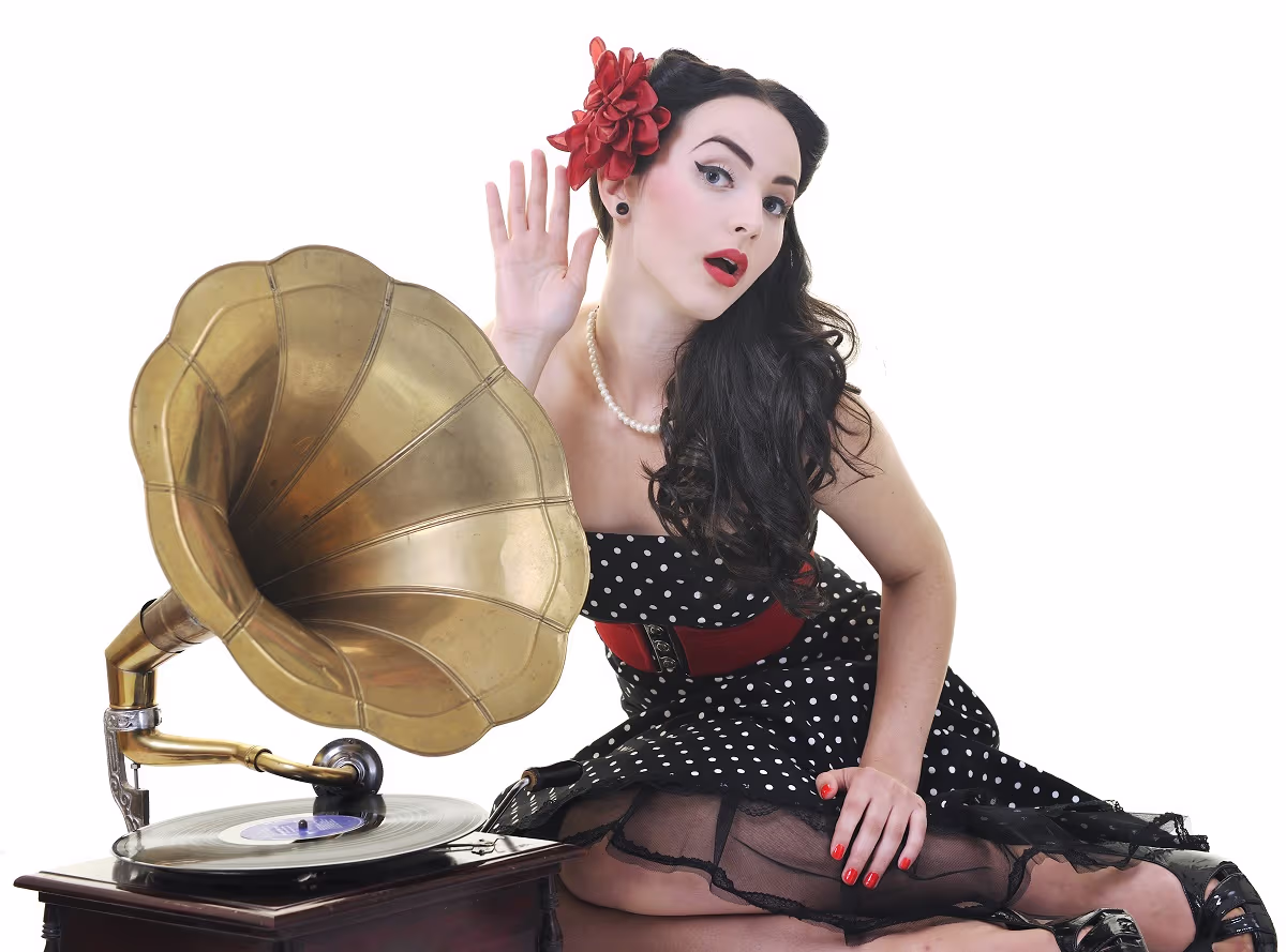 El estilo pin up está de vuelta y así lo puedes usar para no verte ...