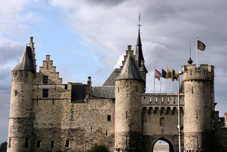 El Castillo o Ciudadela de Amberes | Explora | Univision