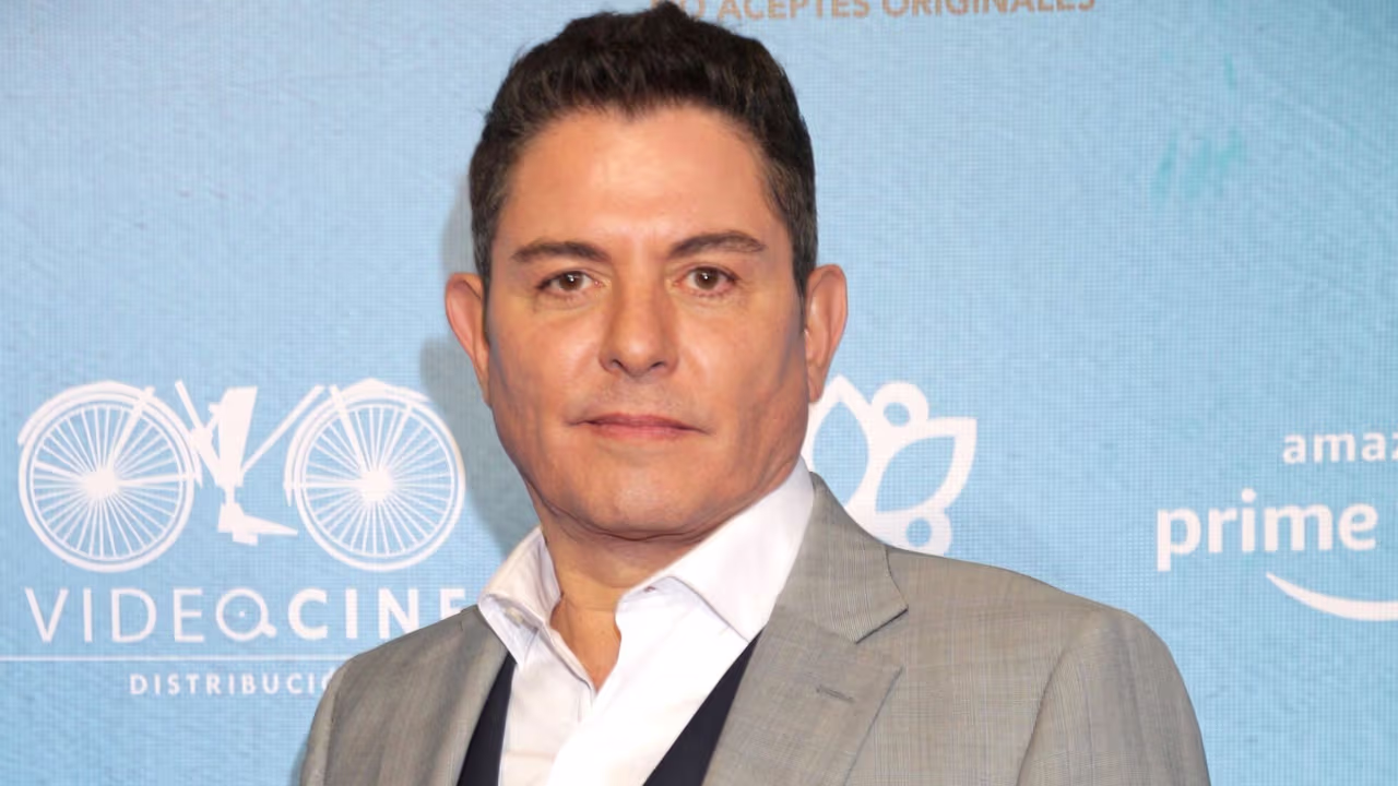 Ernesto Laguardia revela que fue hospitalizado de emergencia ...