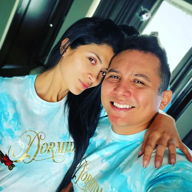 Kimberly Flores, deshecha, celebra su aniversario de bodas con Edwin Luna tras muerte de su ...
