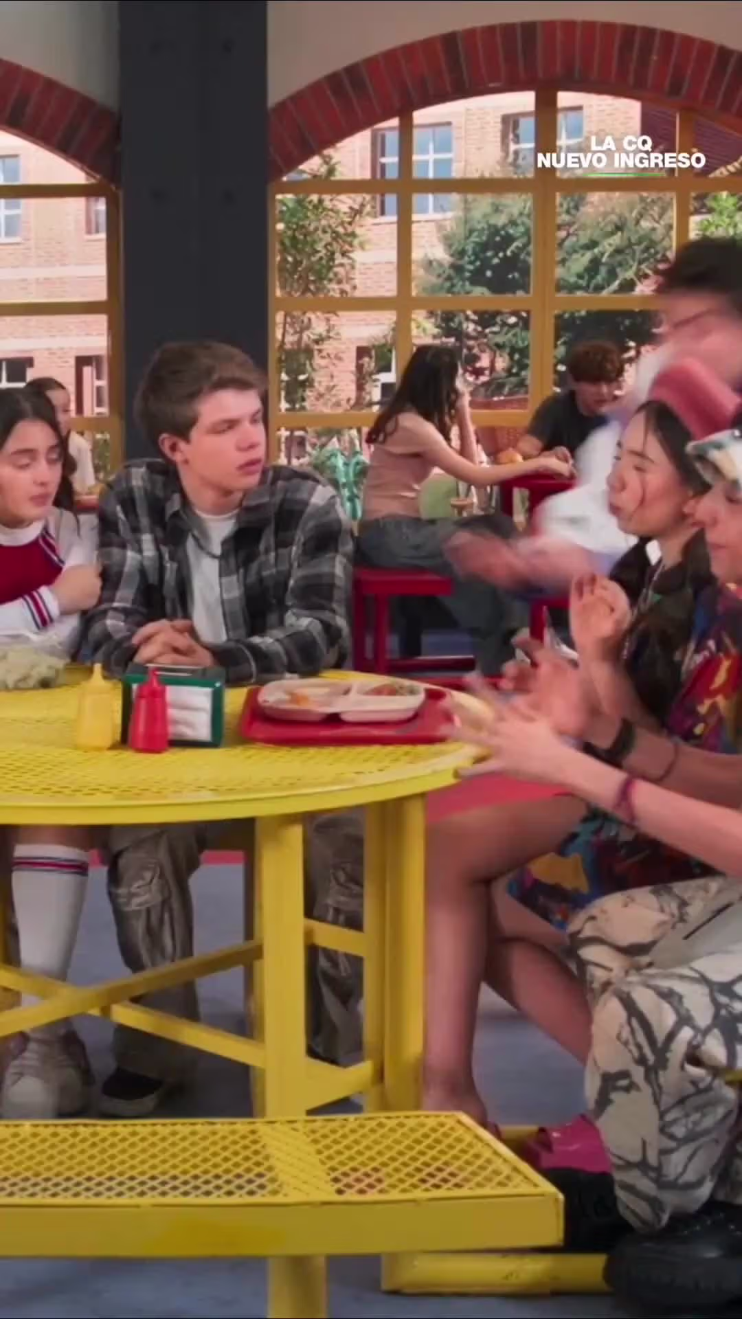 ¡DÍA ÉPICO! -y no es Rupertina pichándose molletes de chorizo con papa ...
