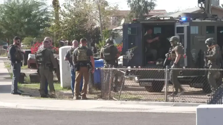 Operativo de agentes de HSI deja una mujer detenida en Phoenix: esto se ...