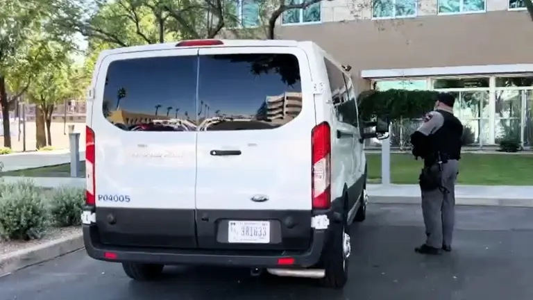 Ciudadanos estadounidenses detenidos por inmigración: ¿qué deben hacer ...