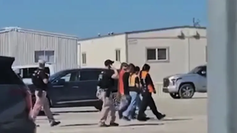 Histórica redada de ICE en Georgia: 475 inmigrantes arrestados en ...