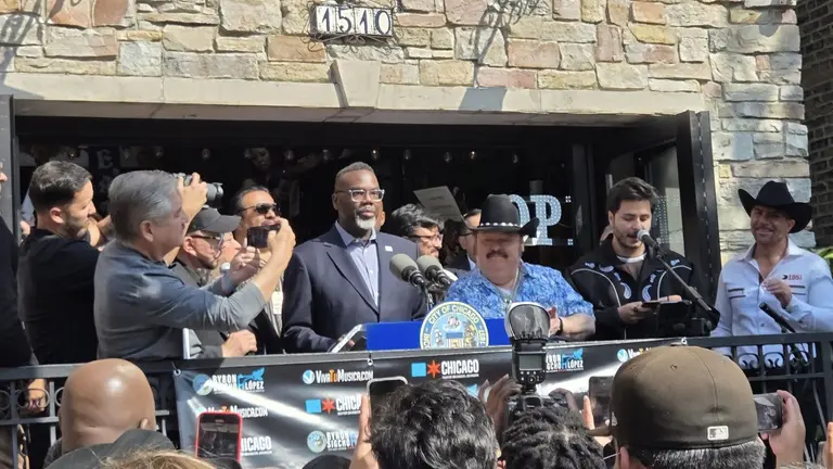 El día de Ramón Ayala: Chicago proclama el 20 de septiembre en honor al ...