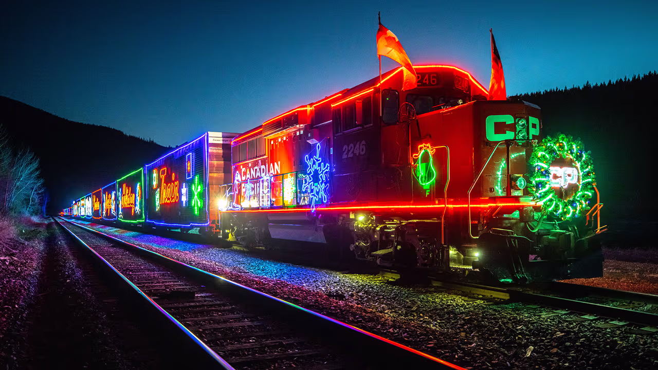 Última parada del tren navideño de Canadian Pacific en el área de ...