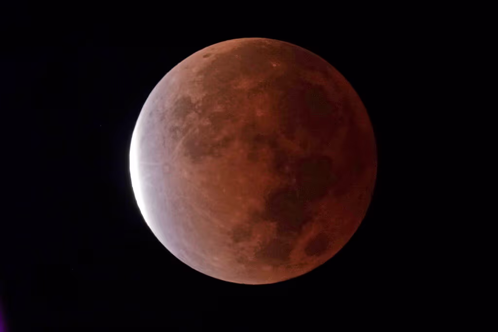 Te decimos dónde, cómo y a qué hora ver el próximo eclipse lunar en ...