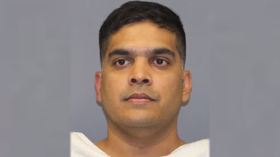 Padre de Sherin Mathews admite que la niña se ahogó mientras le daba la ...