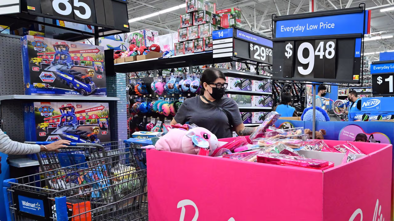 Expertos brindan consejos para ahorrar dinero en las compras del 'Black ...