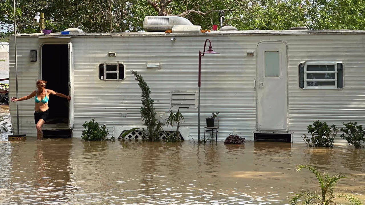 Emergencia por inundaciones en Houston: Condado Harris activa líneas de ...