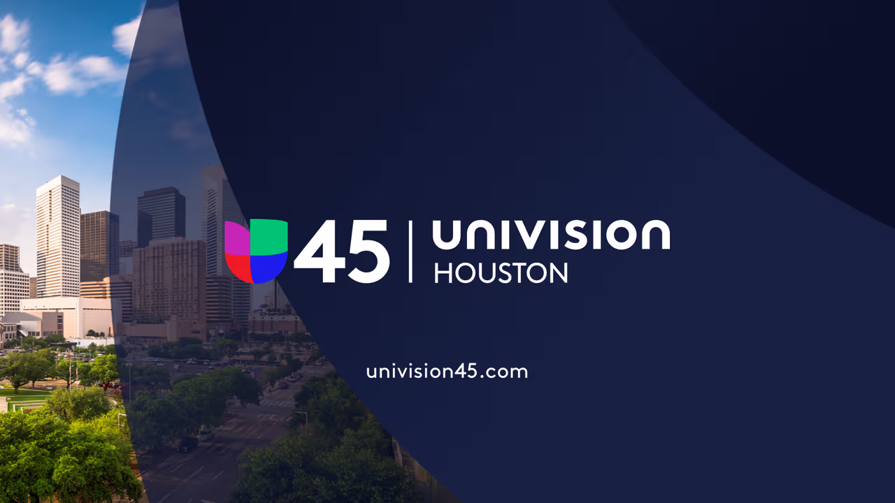 Sofía Carson agradece su éxito a su familia | Video | Univision 45 ...