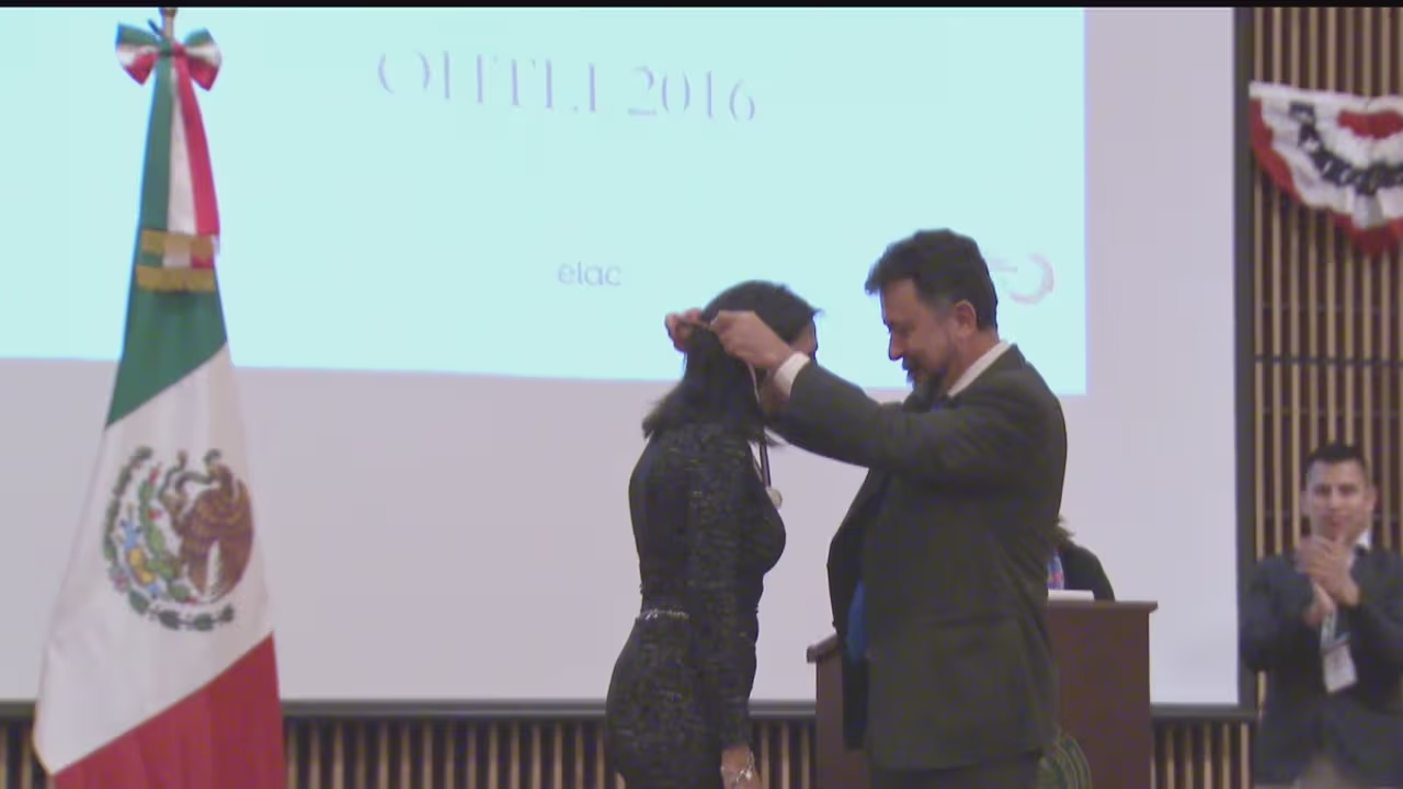 Gabriela Teissier recibió el reconocimiento Ohtli del Consulado de ...