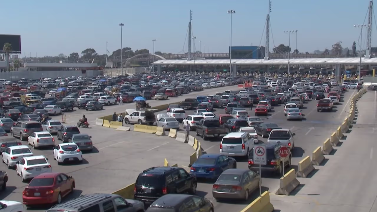 Por primera vez Tijuana otorgará pases de cruce ágil gratuitos a ...