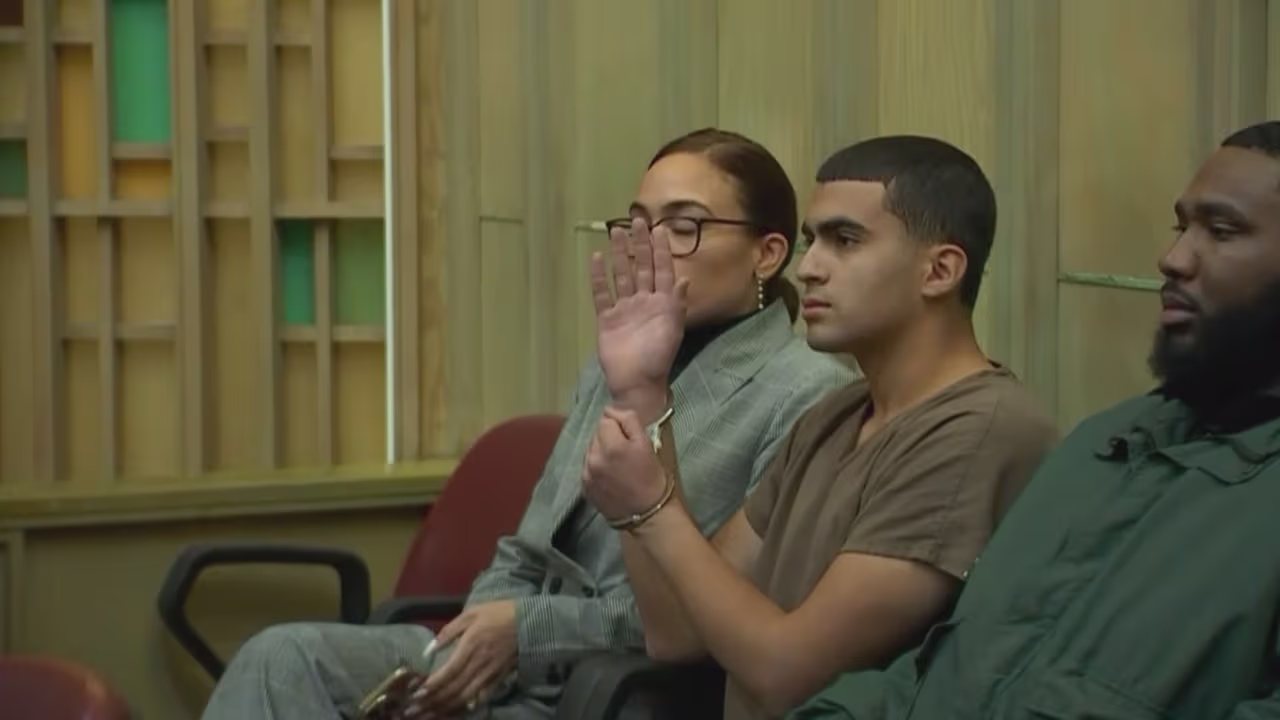 Derek Rosa acepta acuerdo de culpabilidad por el asesinato de su madre ...