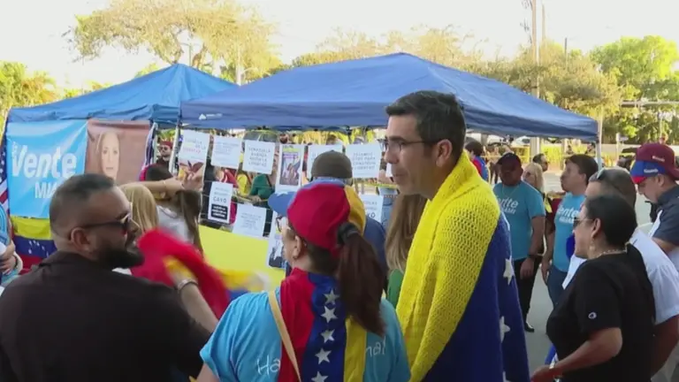 Venezolanos se congregan en Doral tras la captura de Maduro con miras a ...