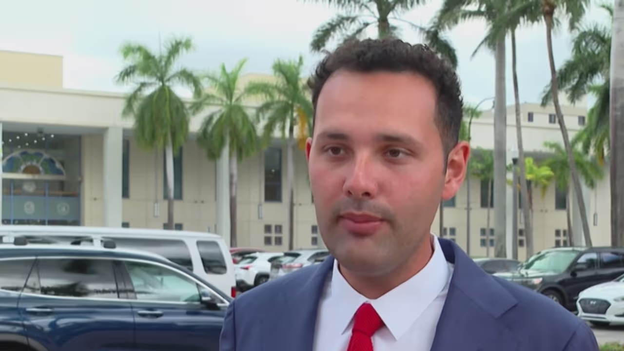 Bryan Calvo, como alcalde de Hialeah, buscaría como primera medida ...