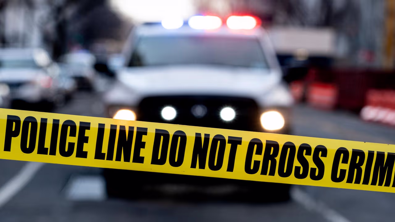 Dueño de bar en Raleigh pide leyes más estrictas contra armas de fuego ...