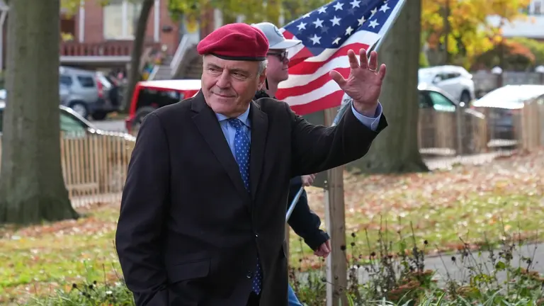 Quién es Curtis Sliwa, candidato republicano a la Alcaldía de Nueva ...