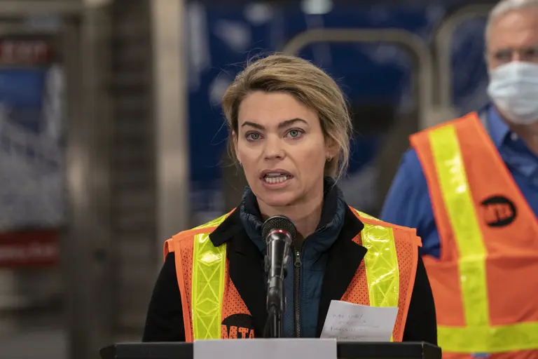 Postulan como jefa de la MTA a Sarah Feinberg: sería la primera mujer ...