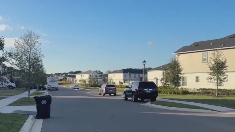 Robo de paquetes preocupa a una comunidad en Apopka en plena época ...