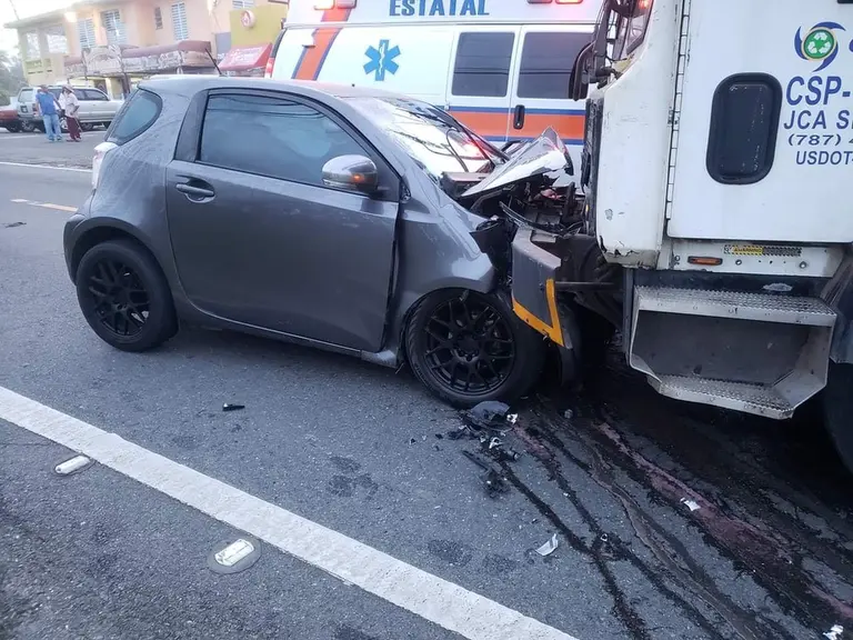 Accidente cobra la vida de hombre en Moca | Fotos | Univision Puerto ...