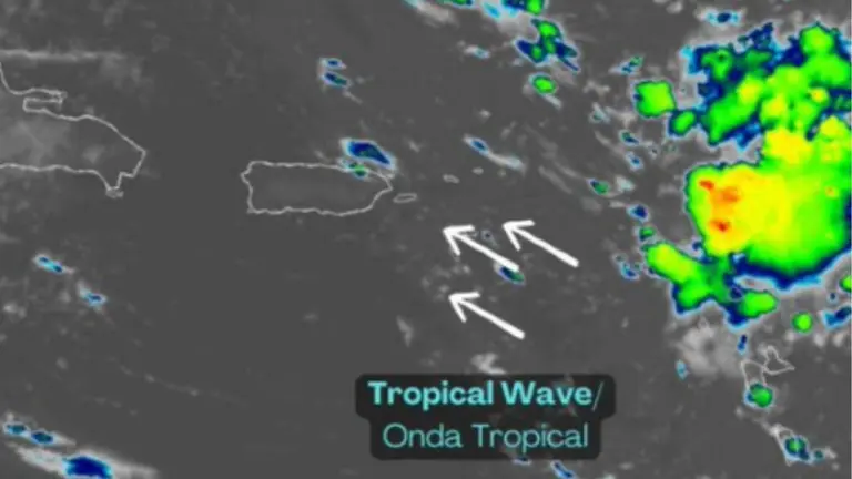 Comienzan en Puerto Rico los efectos ante el paso de la onda tropical ...