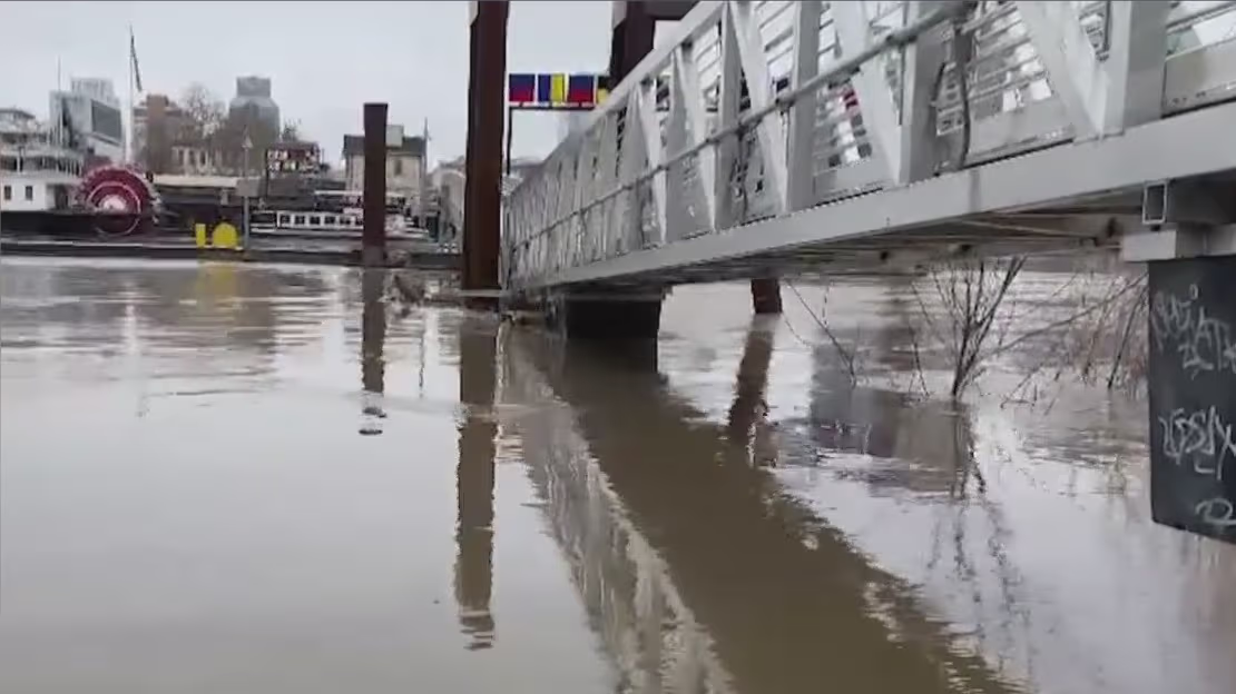 Autoridades trabajan para evitar el desbordamiento de los ríos ...