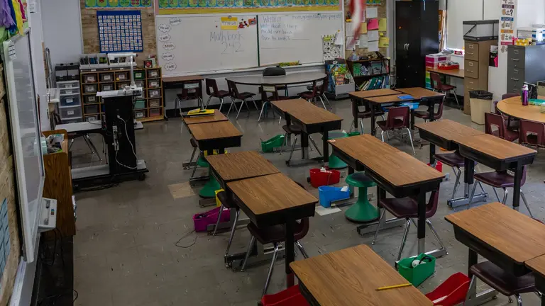 Ausentismo escolar poner en alerta a DC: hay temor por operativos migratorios | Video ...