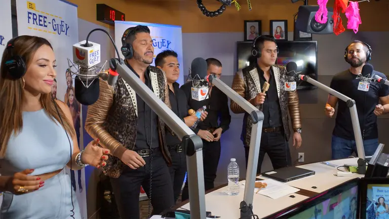 Los Recoditos: por atrás y por delante con el Free-guey show ...