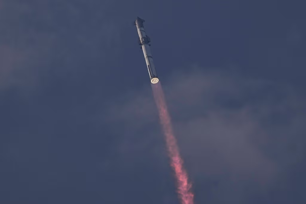 SpaceX lanza cohete Starship | Tercer vuelo de prueba del megacohete ...