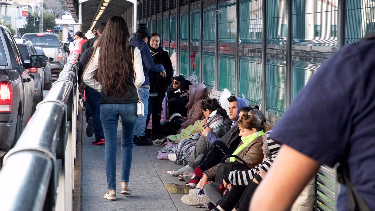 Así es como inmigrantes que cruzan por Laredo son procesados de acuerdo ...