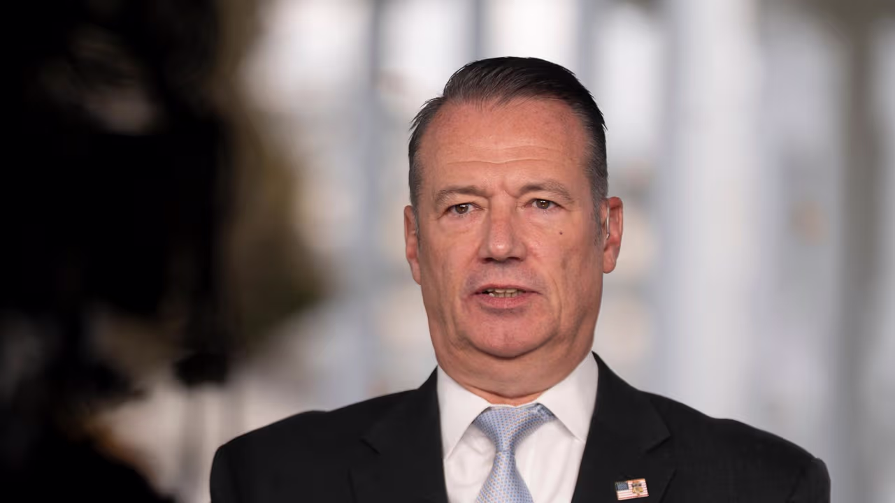Juez cita a director de ICE por violar el debido proceso y negar ...