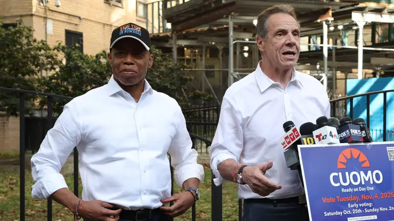 Eric Adams respalda a Andrew Cuomo en elecciones a la Alcaldía de Nueva ...