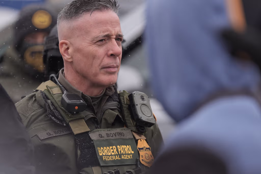 CBP investiga si Greg Bovino hizo comentarios despectivos sobre la fe ...