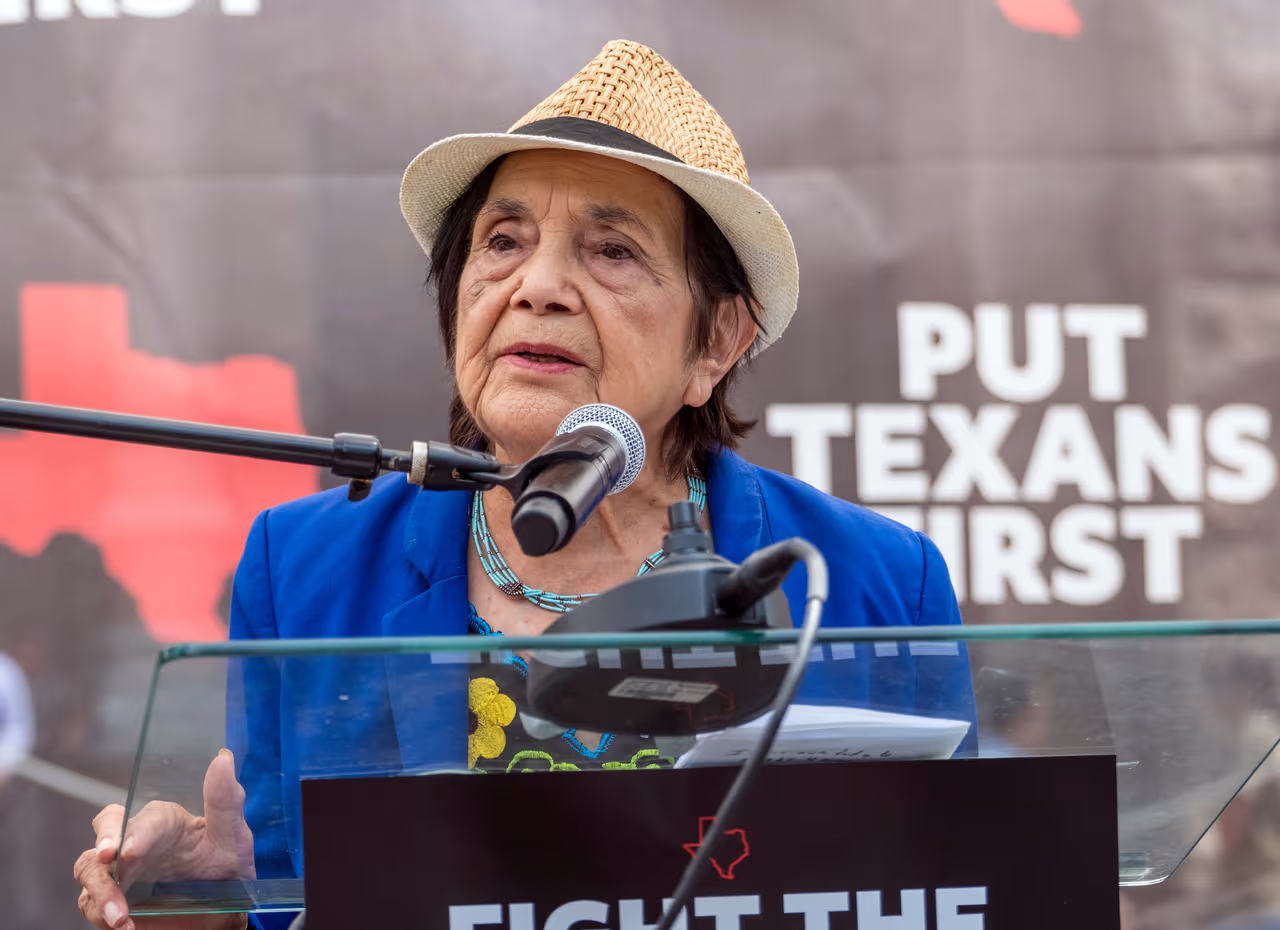 ¿Quién es Dolores Huerta, la mujer que acusa al activista César Chávez ...